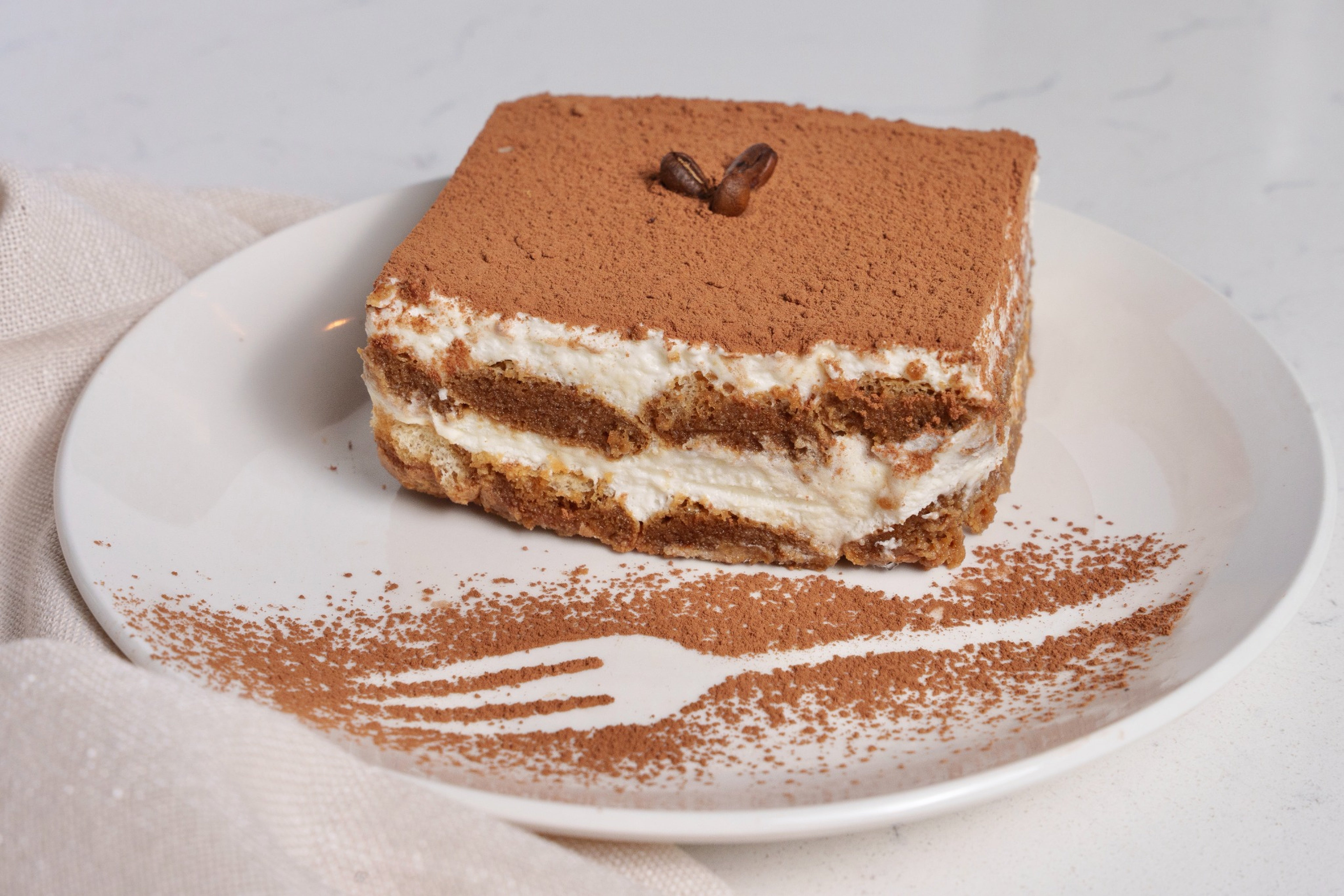 Tiramisu Cake – Mastic Gelato